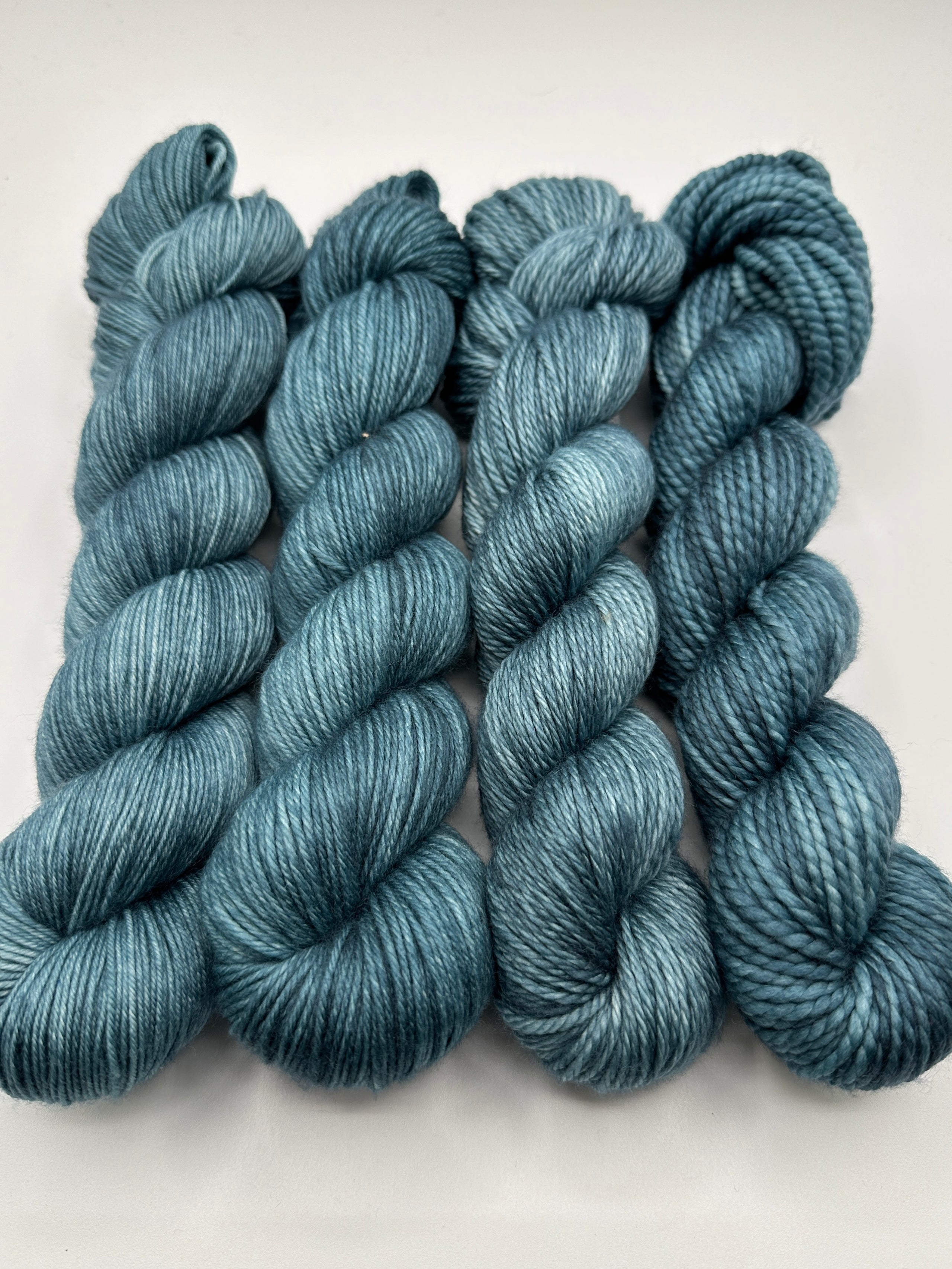 Teal Hand Dyed Merino Wool Yarn – Arcane Fibre Works